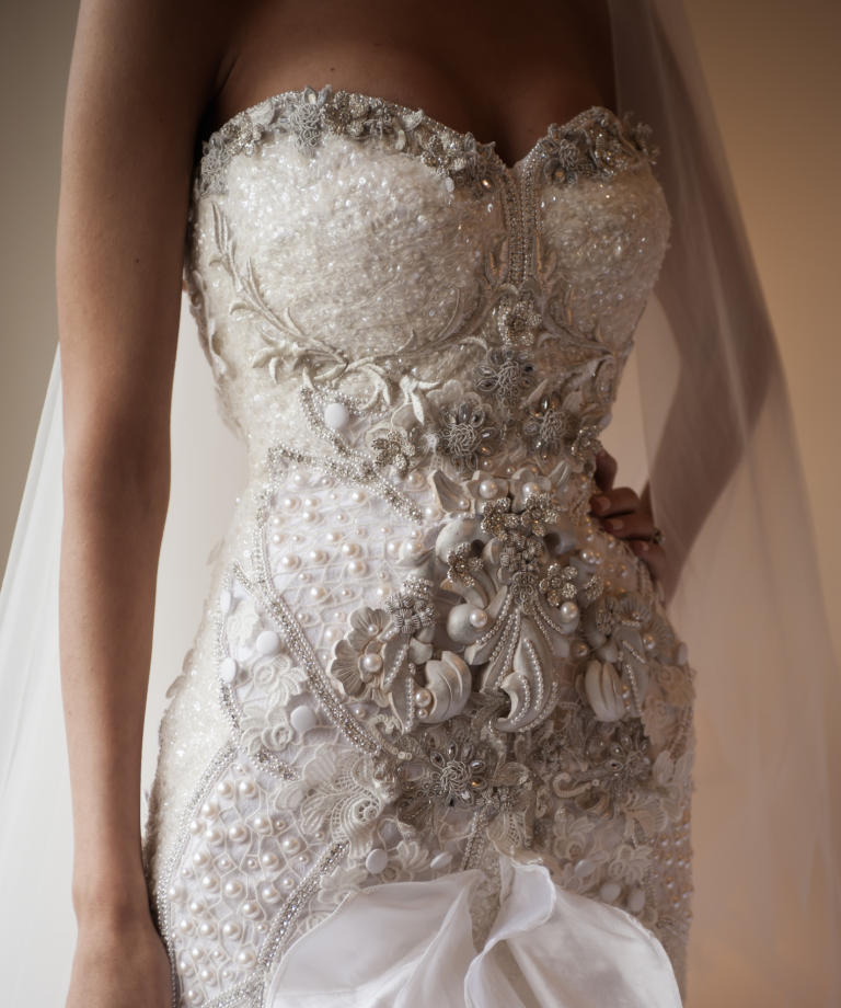 Christine – ELIZA FRENCH